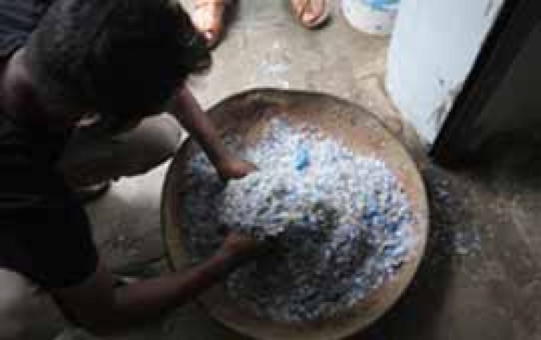 Material Composition and Fabrication of Plastic Bricks - Amrita Vishwa ...